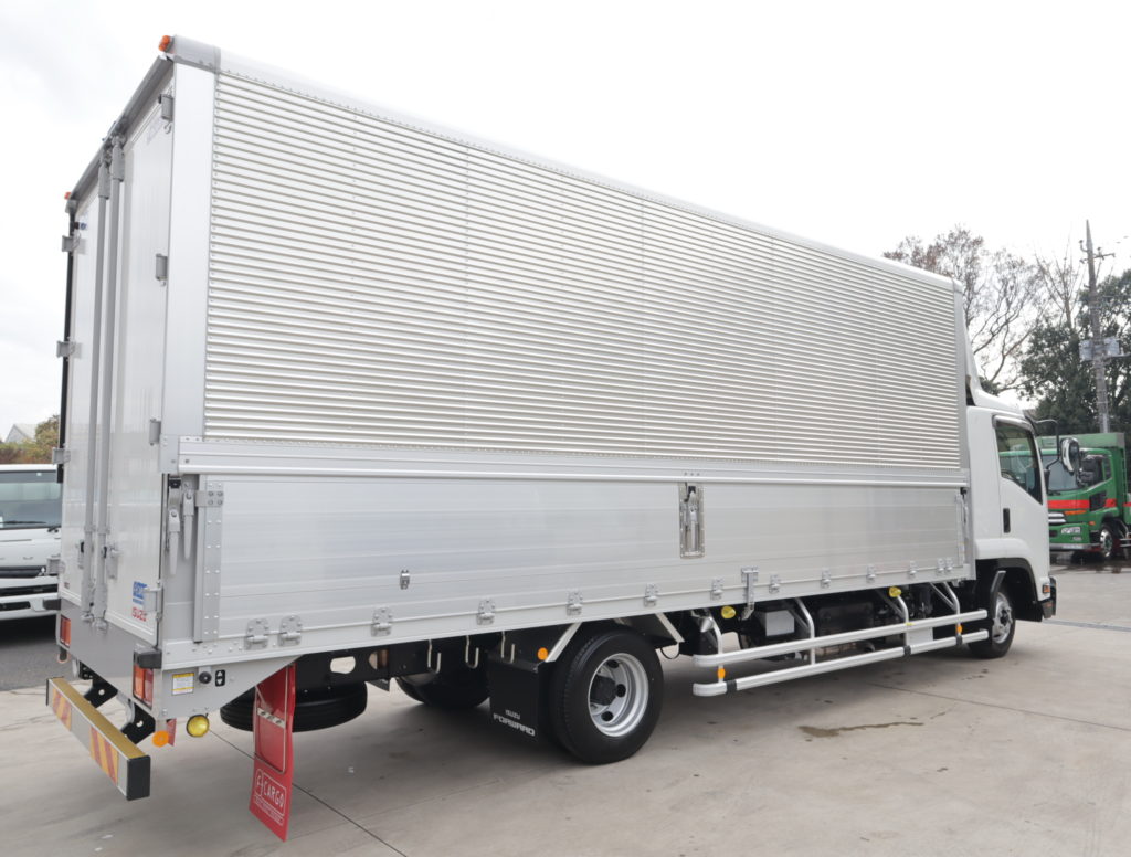 【PZW-2744】H2.3いすゞのフォワード 4tワイドアルミウィング ベッド付 エアサス｜中古トラックならゲットラック