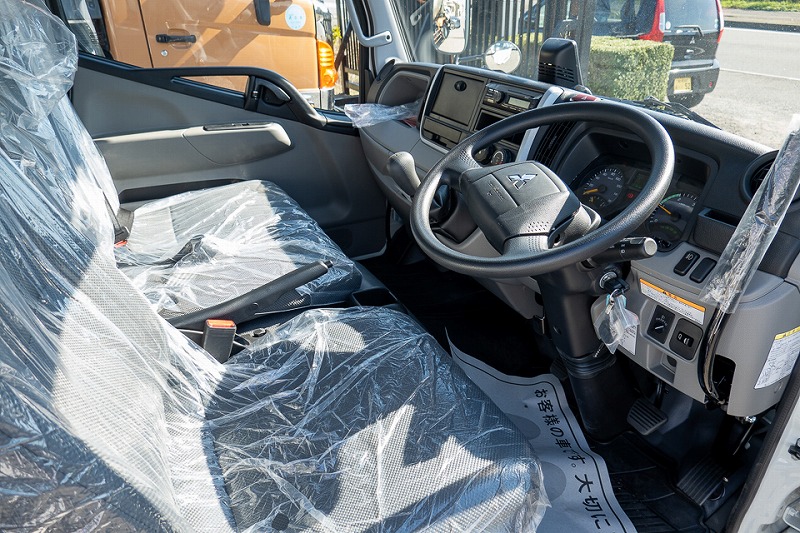 三菱のキャンター 3tダンプ 全低床｜中古トラックならゲットラック