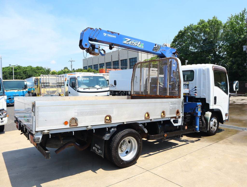 【PZC-1511】H26.3いすゞのエルフ 2t標準セミロングタダノ製3段クレーン 2.63t吊り アルミブロック ラジコン フックイン 全低床 4WD（パートタイム）｜中古トラックならゲットラック