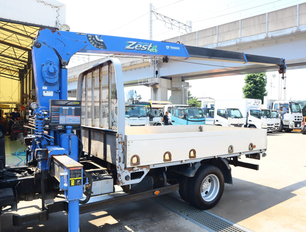 【PZC-1511】H26.3いすゞのエルフ 2t標準セミロングタダノ製3段クレーン 2.63t吊り アルミブロック ラジコン フックイン 全低床 4WD（パートタイム）｜中古トラックならゲットラック