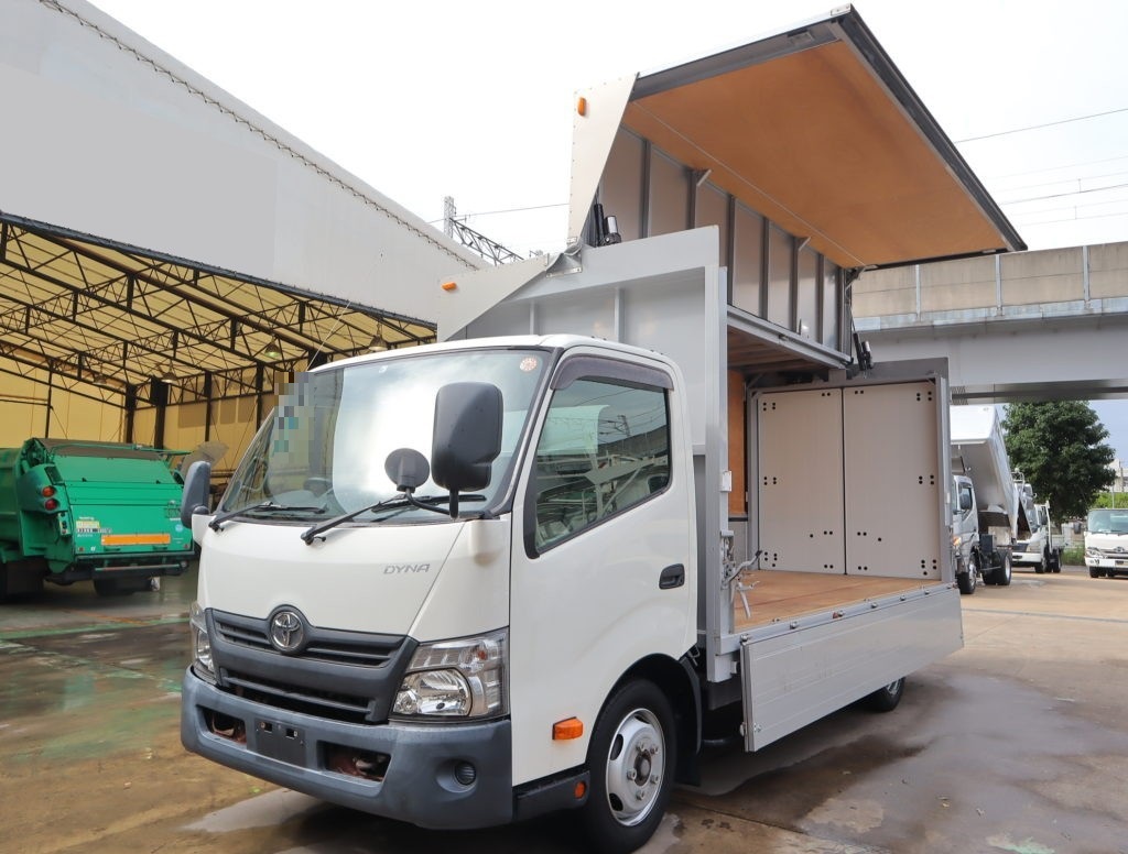 【PZW-9433】H28.8トヨタのダイナ 2tワイドロングアルミウィング 全低床｜中古トラックならゲットラック