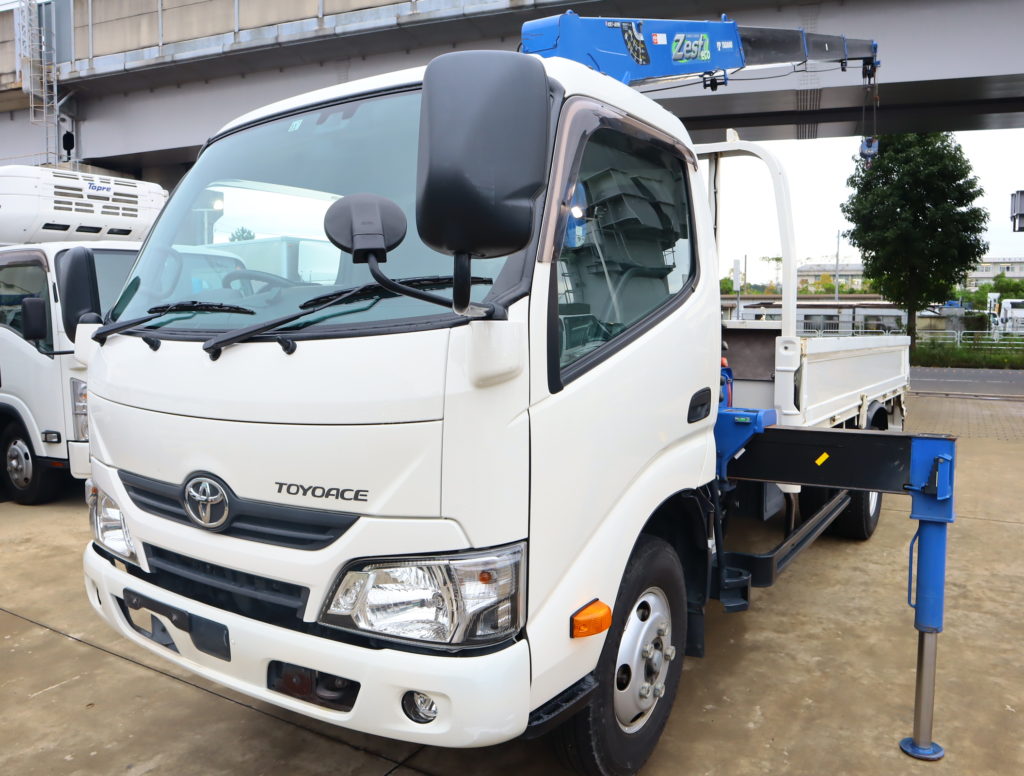 トヨタのトヨエース 2t標準ロングタダノ製4段クレーン 2.63t吊り ラジコン フックイン 高床｜中古トラックならゲットラック