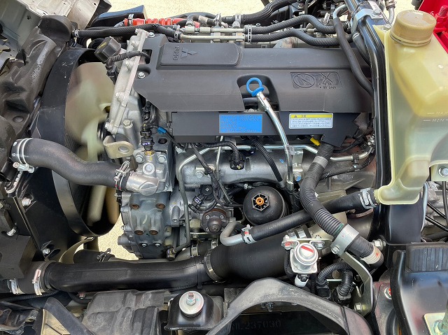 【SRC-0707】H29.9三菱のキャンター 3t標準ロングユニック製4段クレーン 2.93t吊り ラジコン フックイン 高床｜中古トラックならゲットラック