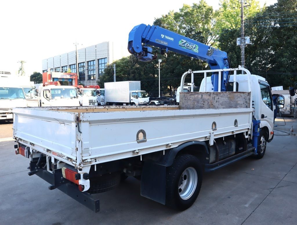 日野のデュトロ 3t標準ロングタダノ製4段クレーン 2.63t吊り ラジコン フックイン 高床｜中古トラックならゲットラック