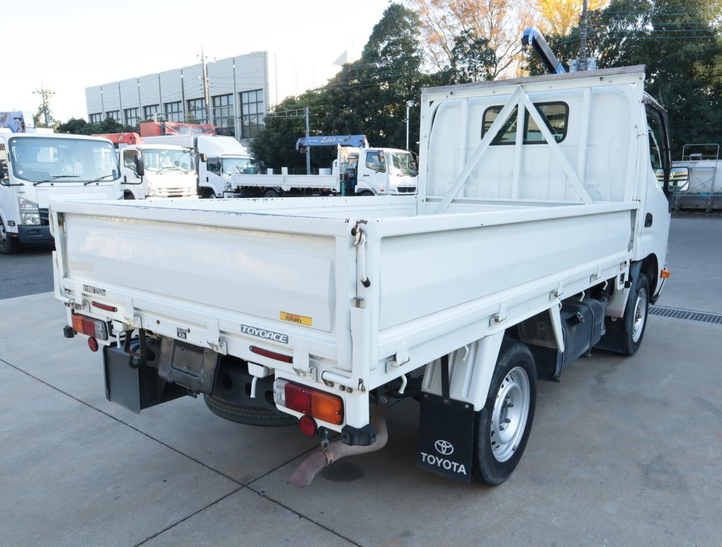【PZH-4962】H28.9トヨタのトヨエース 1.25t標準ショート平ボデー 全低床 4WD｜中古トラックならゲットラック