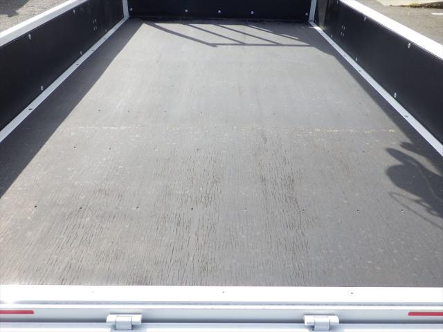 【MZC-0346】R5.6マツダのタイタン 3tワイドロングタダノ製4段クレーン 2.63t吊り ラジコン フックイン｜中古トラックならゲットラック