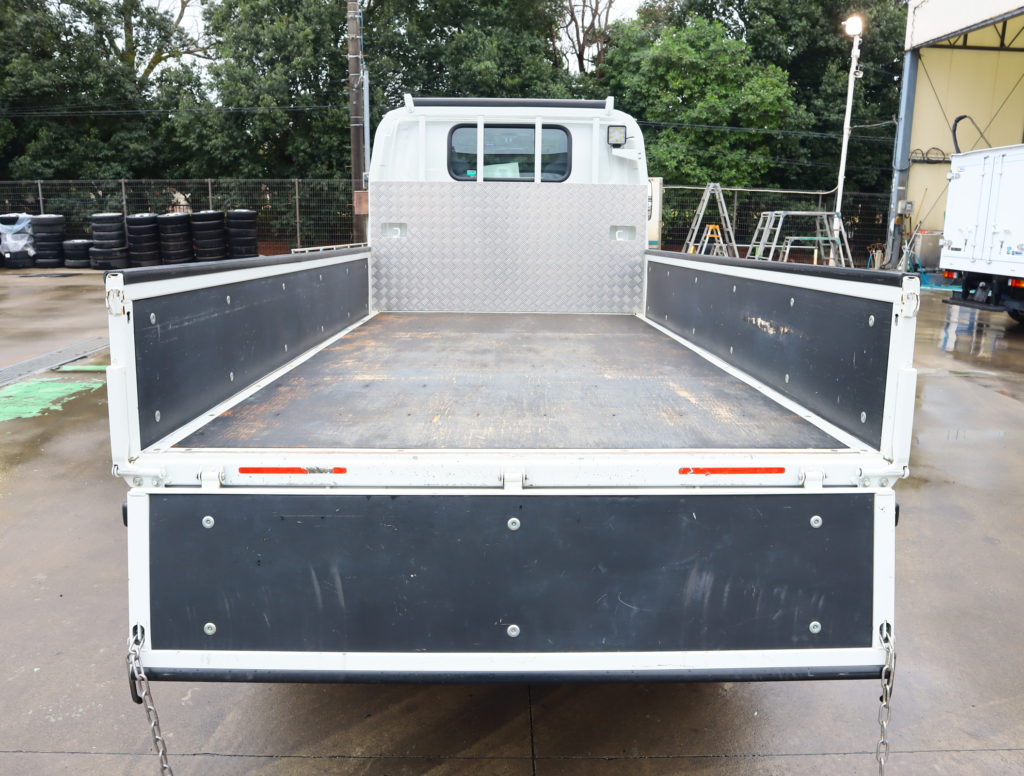 【PZH-1205】R3.6いすゞのエルフ 1.55t標準ショート平ボデー 全低床 4WD｜中古トラックならゲットラック